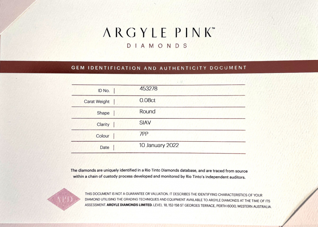 Růžový diamant 0.08ct 7PP (Fancy Purplish Pink)/SIAV s ARGYLE certifikátem | VVDiamonds